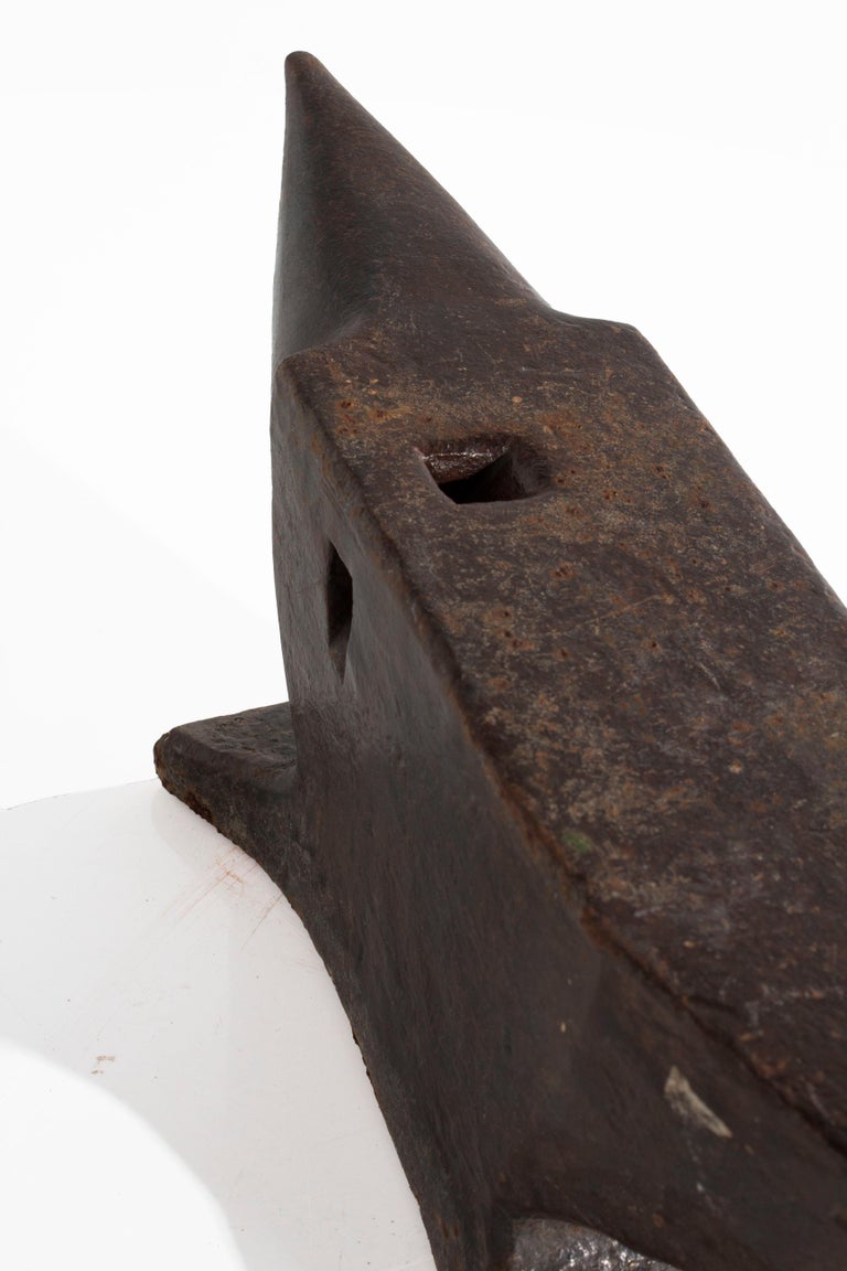 Antique Iron Anvil For Sale at 1stDibs | antique anvil