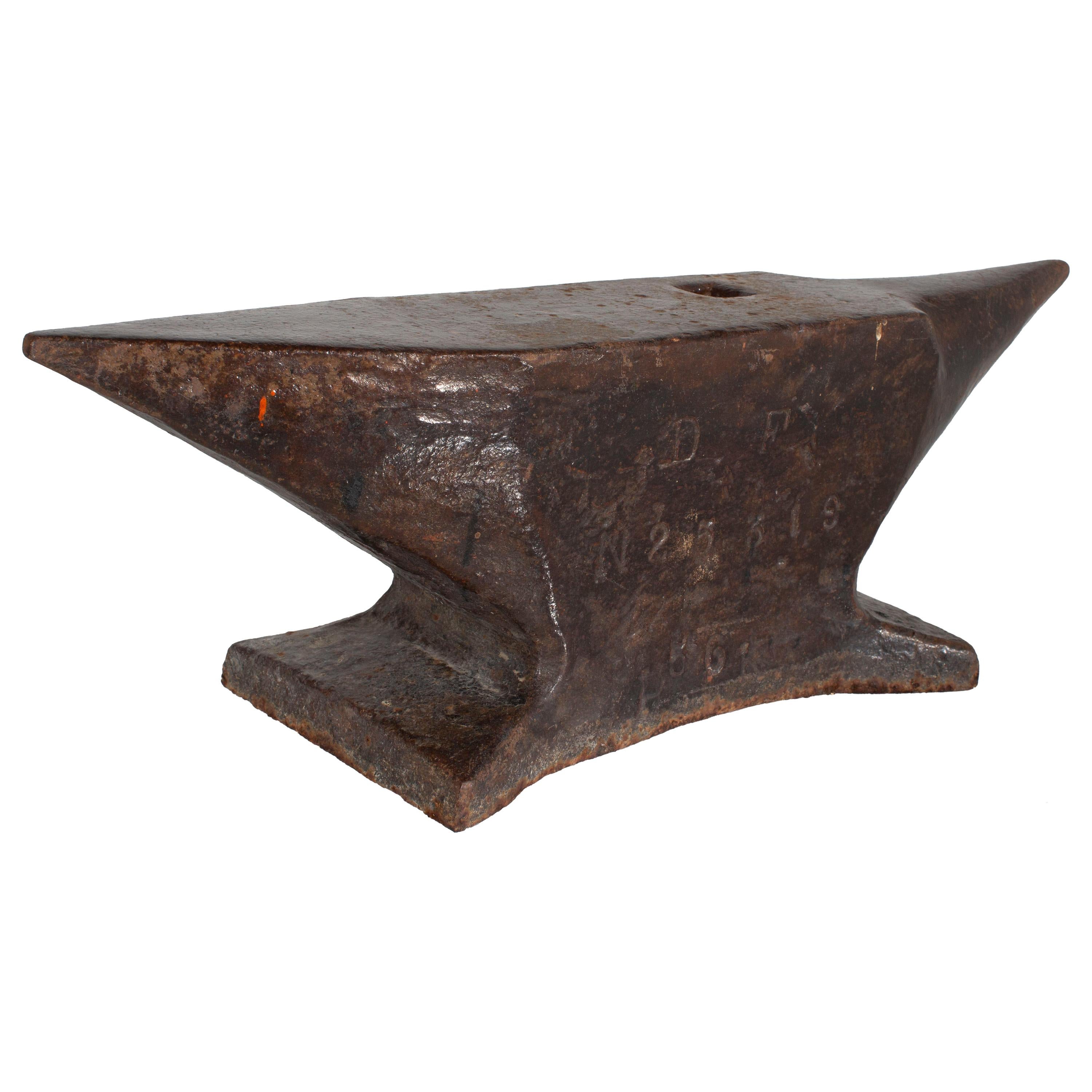 Antique Iron Anvil For Sale at 1stDibs | antique anvil