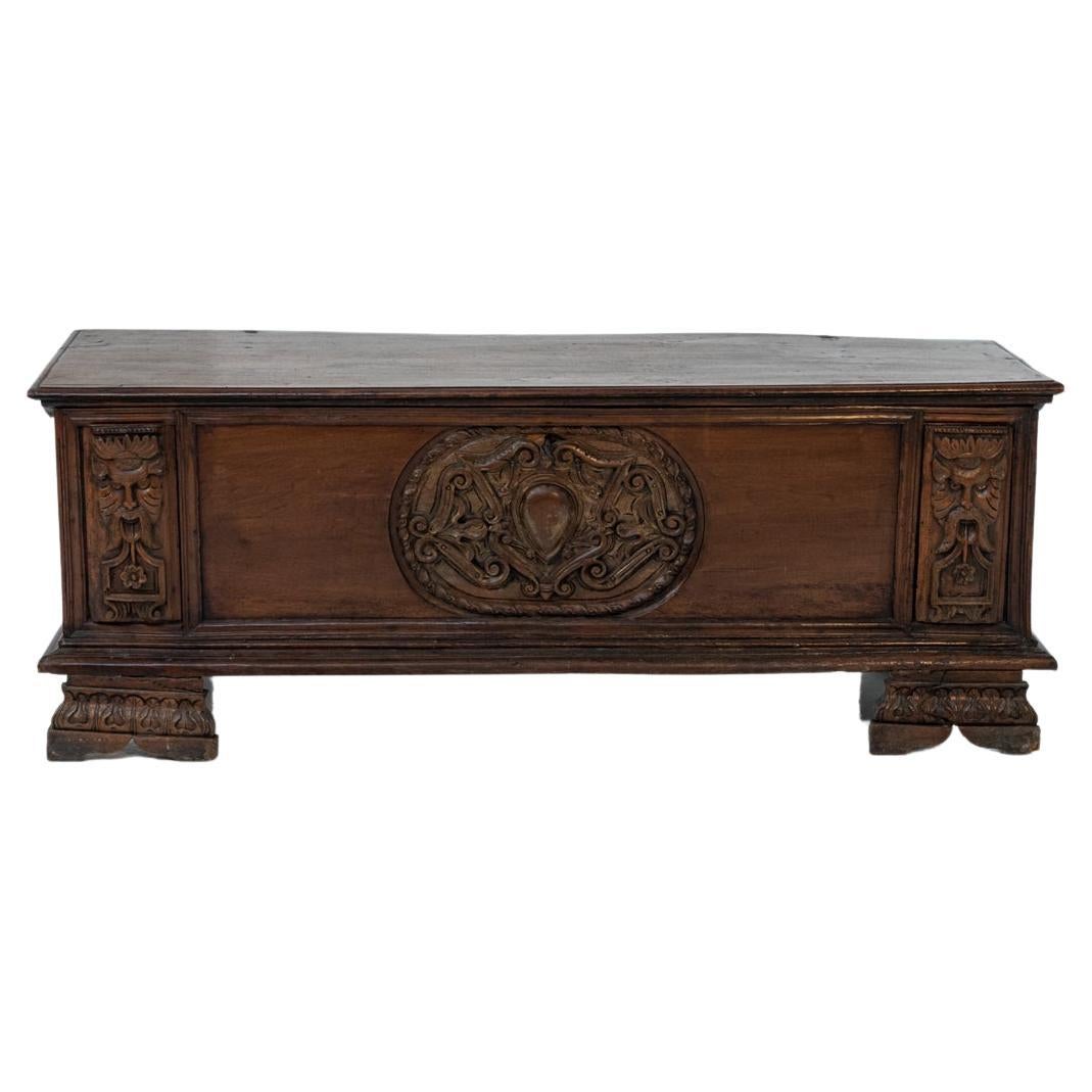 Pair of Italian White and Parcel-Gilt Chests For Sale at 1stDibs