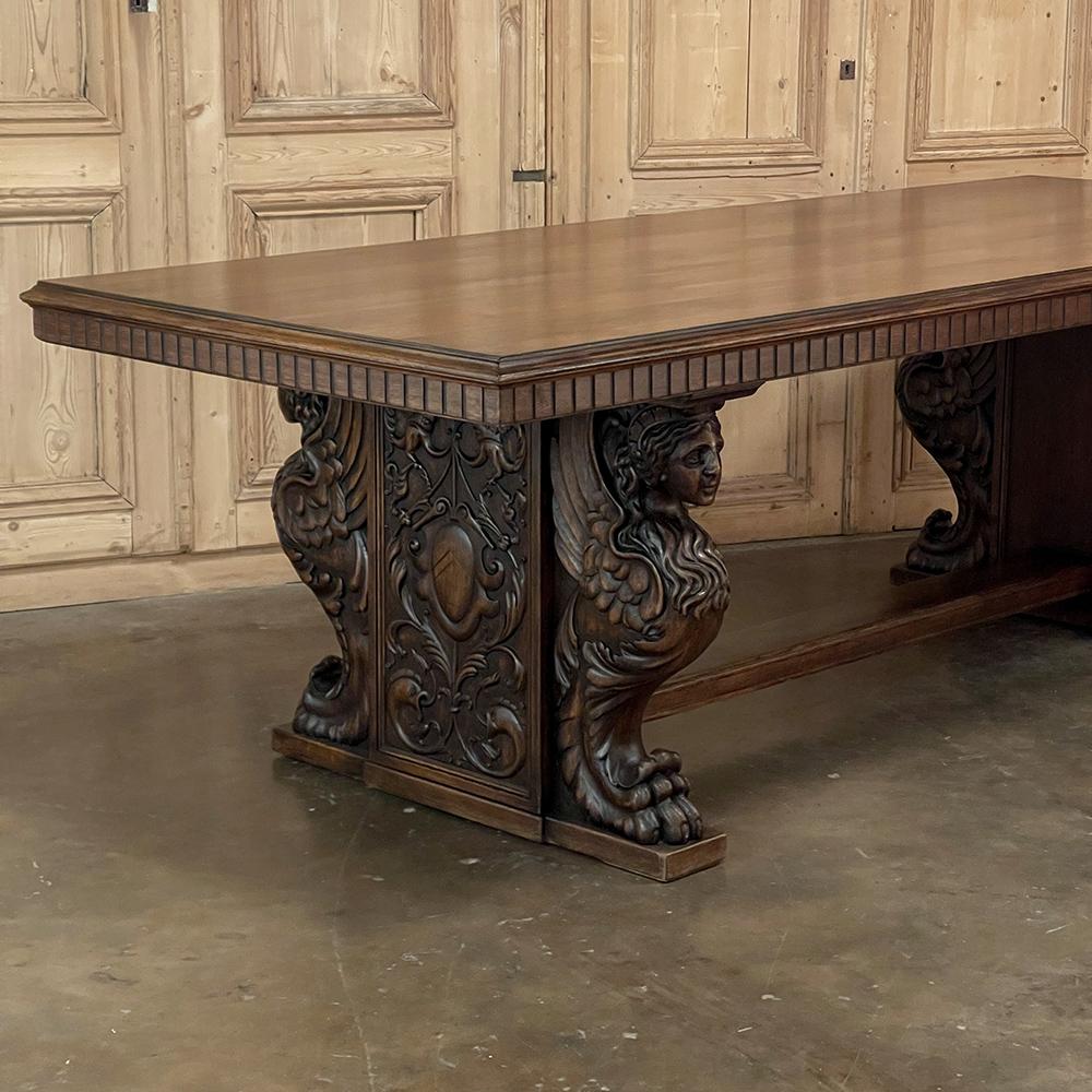 Antique Italian Renaissance Walnut Dining Table For Sale at 1stDibs