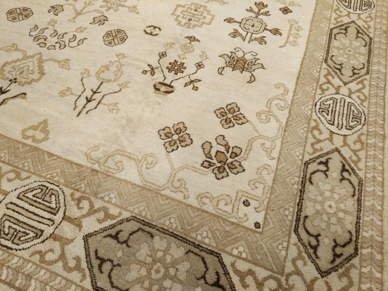 Antique Ivory Indochine Rug with Stylised Pattern and Cartouche Border ...