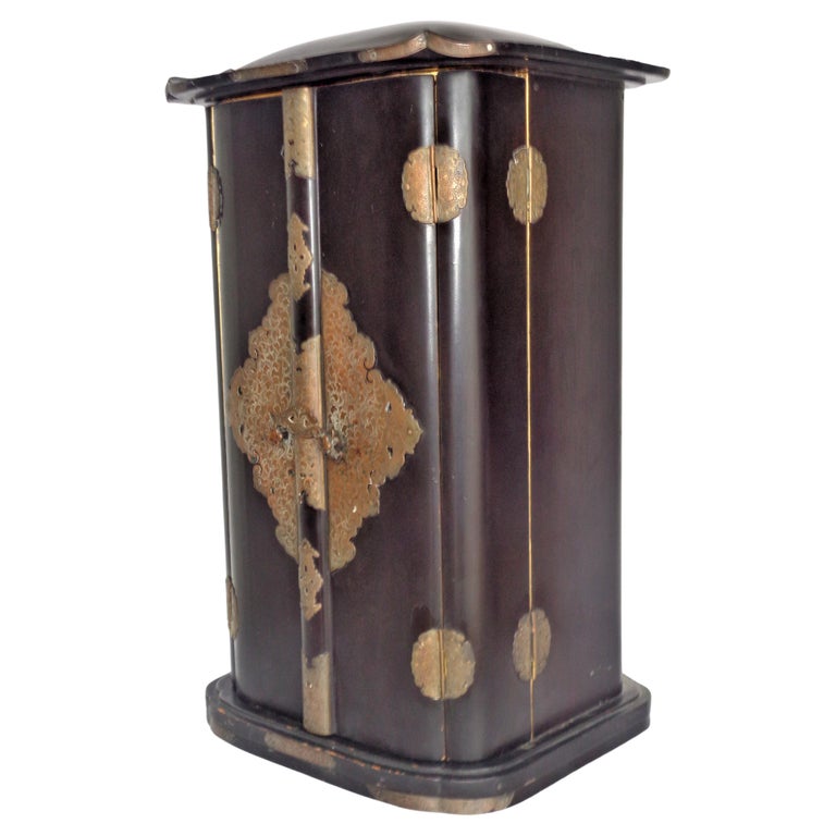 Antique Japanese Edo Period Shrine w/ Bodisattva at 1stDibs