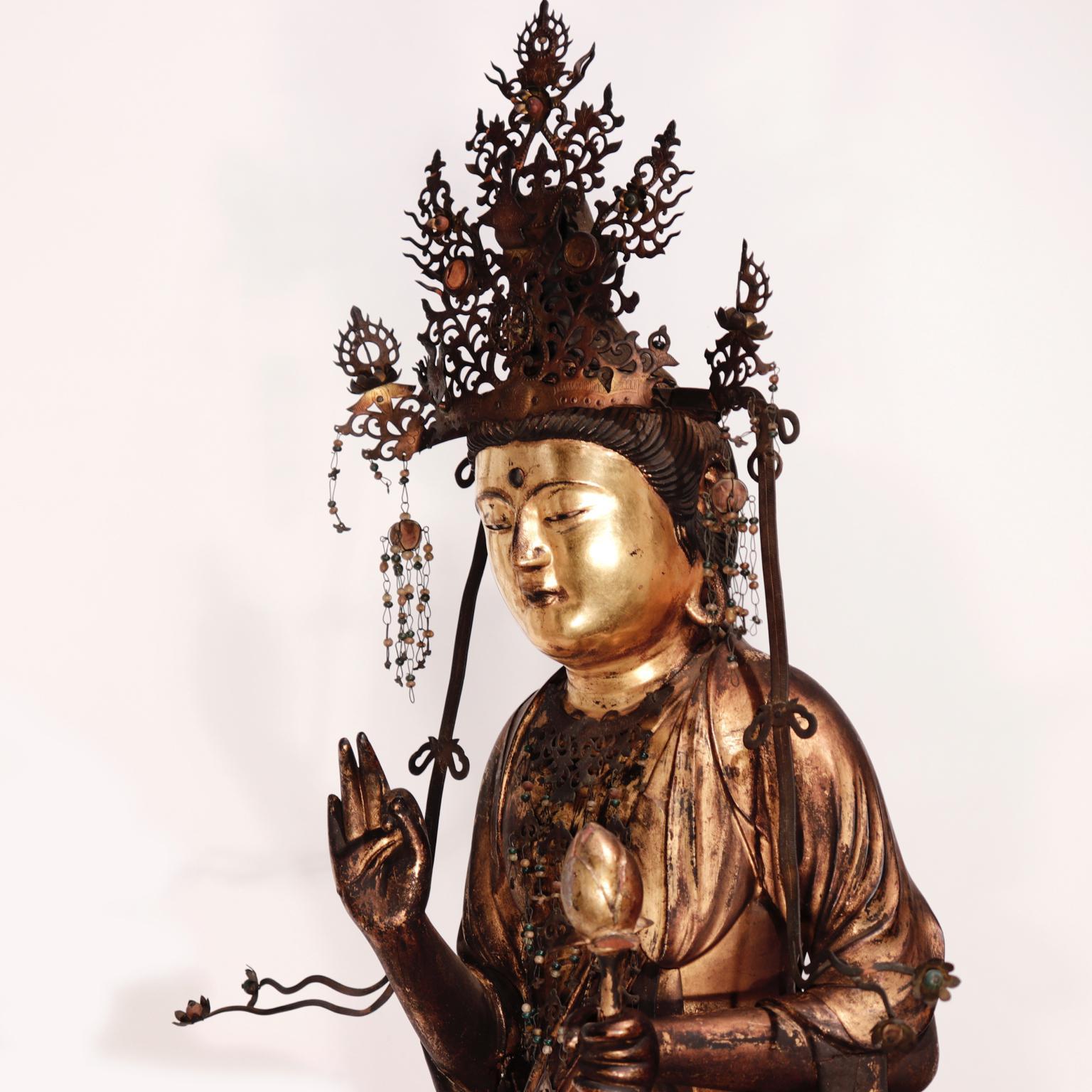 Antique Japanese Buddhist Sculpture of Kannon-Bosatsu For Sale at 1stDibs