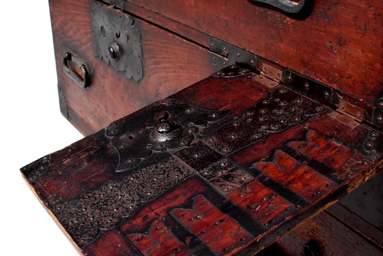 Antique Japanese Low Tansu Chest with Iron Pulls at 1stDibs | antique ...