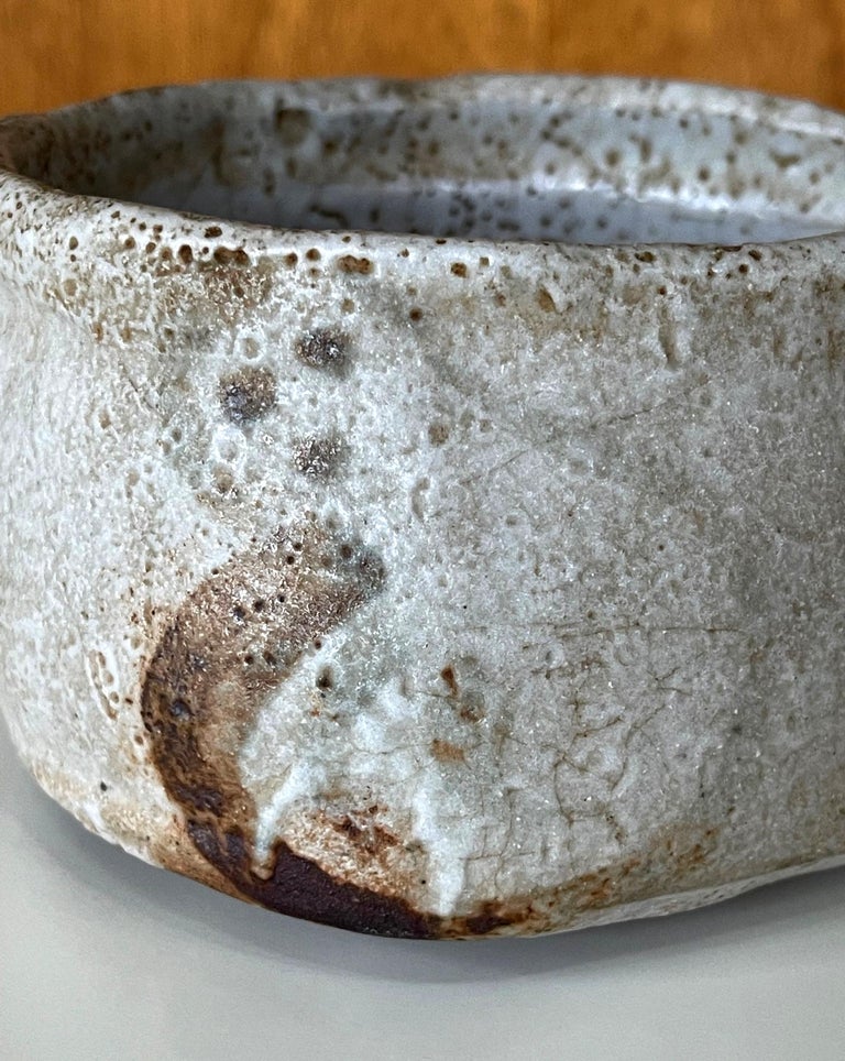 Antique Japanese Shino Ware Chawan Tea Bowl For Sale at 1stDibs