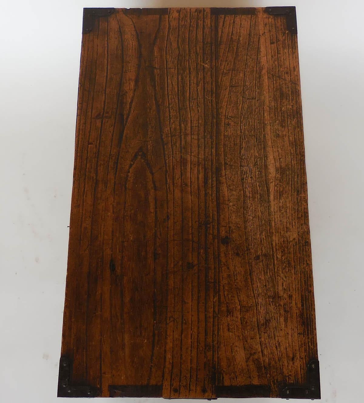 Antique Japanese Tansu For Sale at 1stDibs