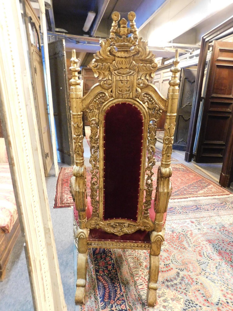 Antique King's Throne, Armchair, Gilded with Perfect Red Cloth 'Velluto ...