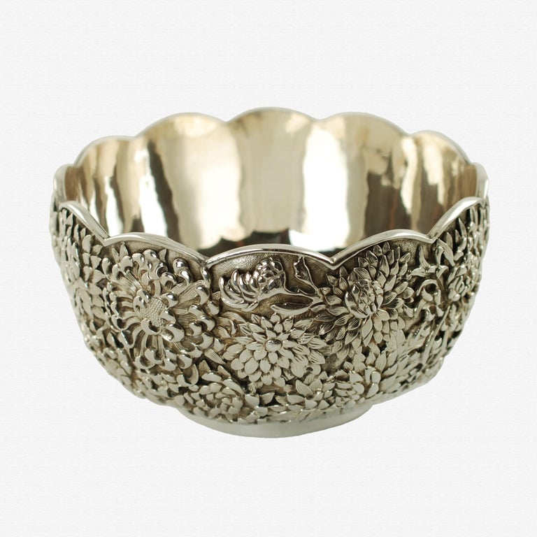 Antique Konoike Yokohama Meiji Period Solid Silver Chrysanthemum Motif ...