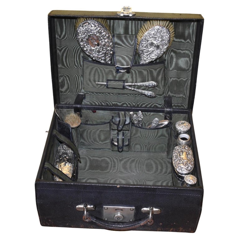 Antique Lady's Vanity Case 18 Piece Set For Sale at 1stDibs