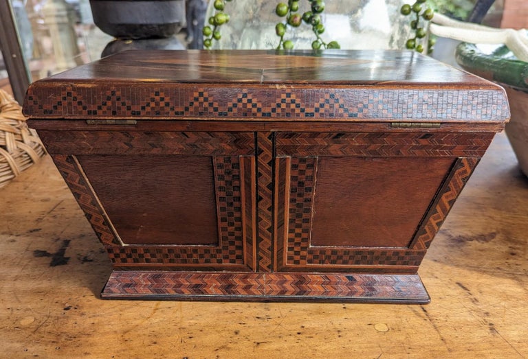 Antique Large Wood Marquetry Inlay Box with Decorative Checkered Design ...