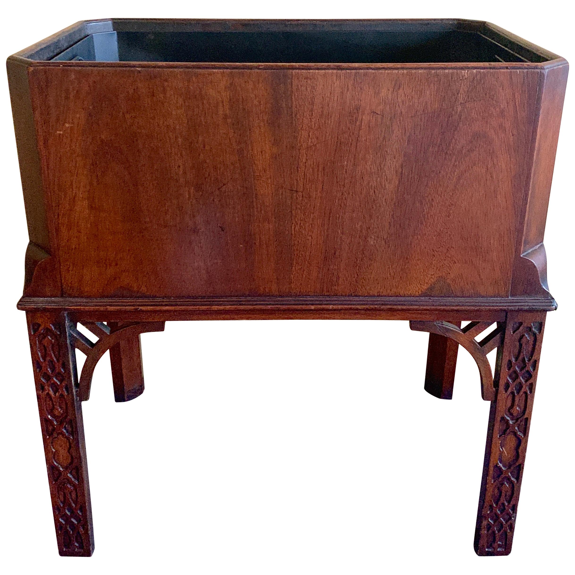 Antique Late 18th Century Mahogany Cellarette on Stand For Sale at 1stDibs