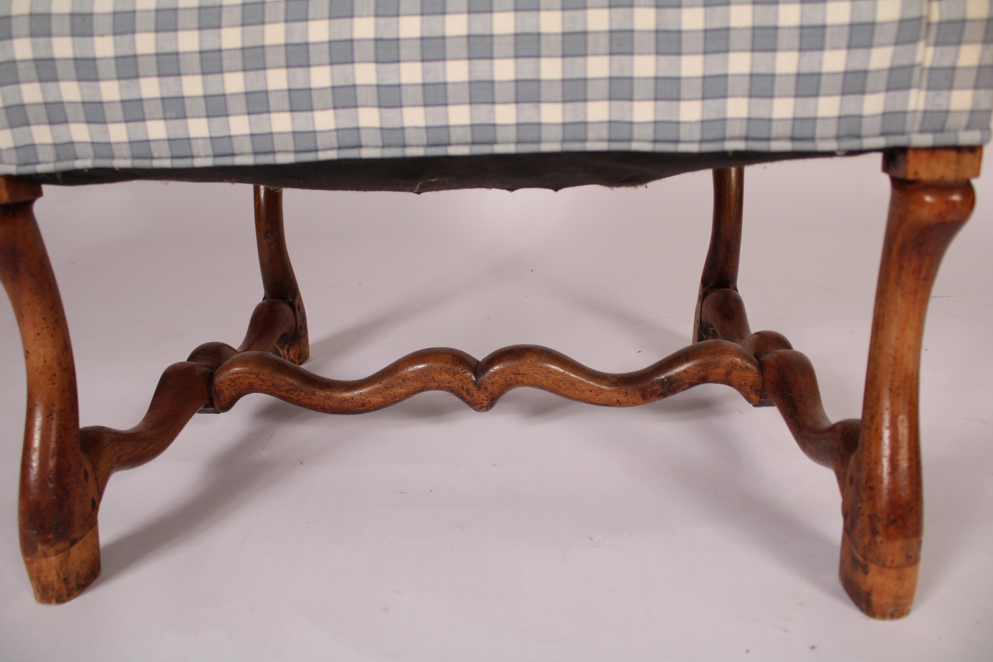 Antique Louis XIV Style Beech Wood Armchair For Sale at 1stDibs
