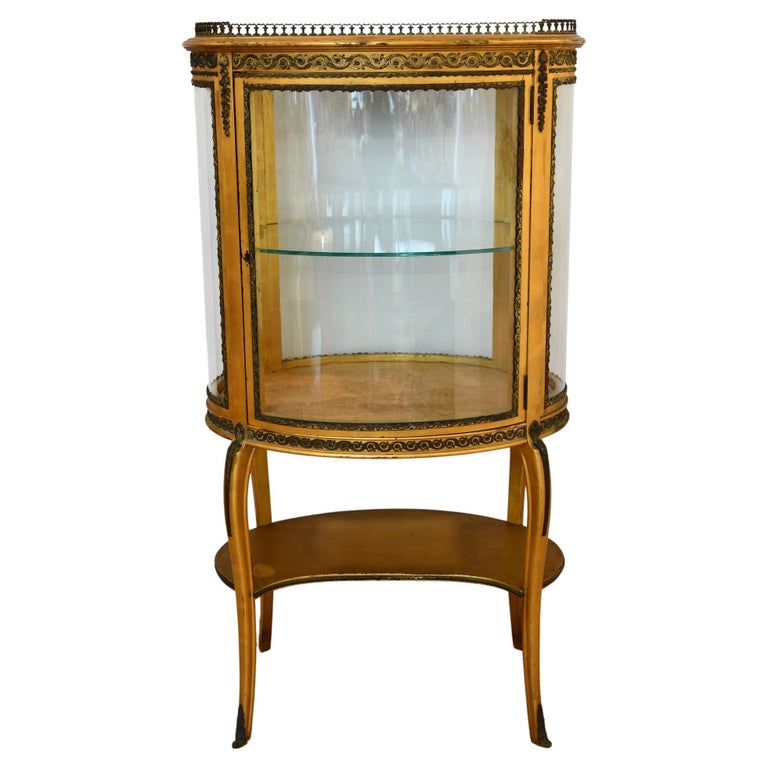 Antique Louis XV Style Gilt Curved Glass Curio For Sale at 1stDibs