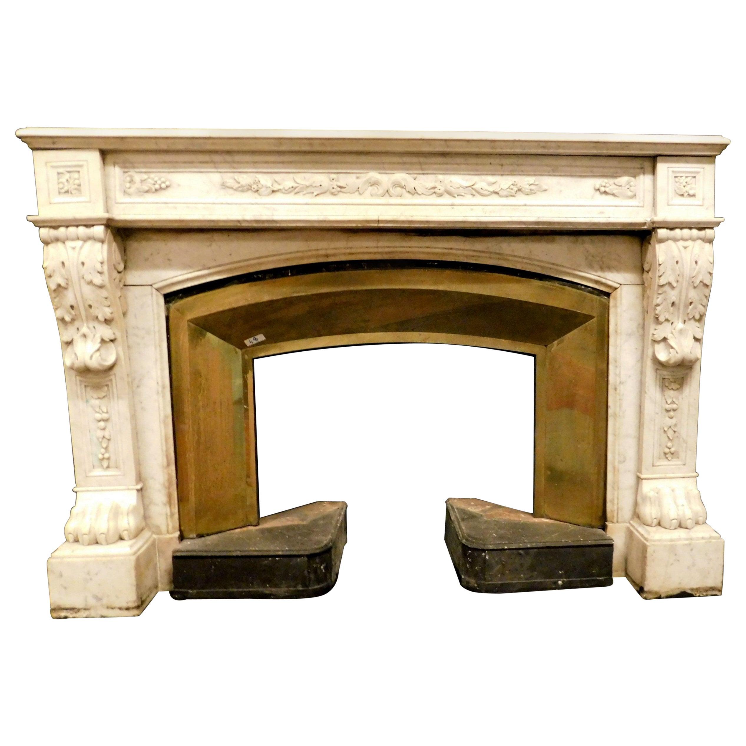 Antique Fireplace in Inlaid Gray, Black and Yellow Marble, Shell, 1700 ...