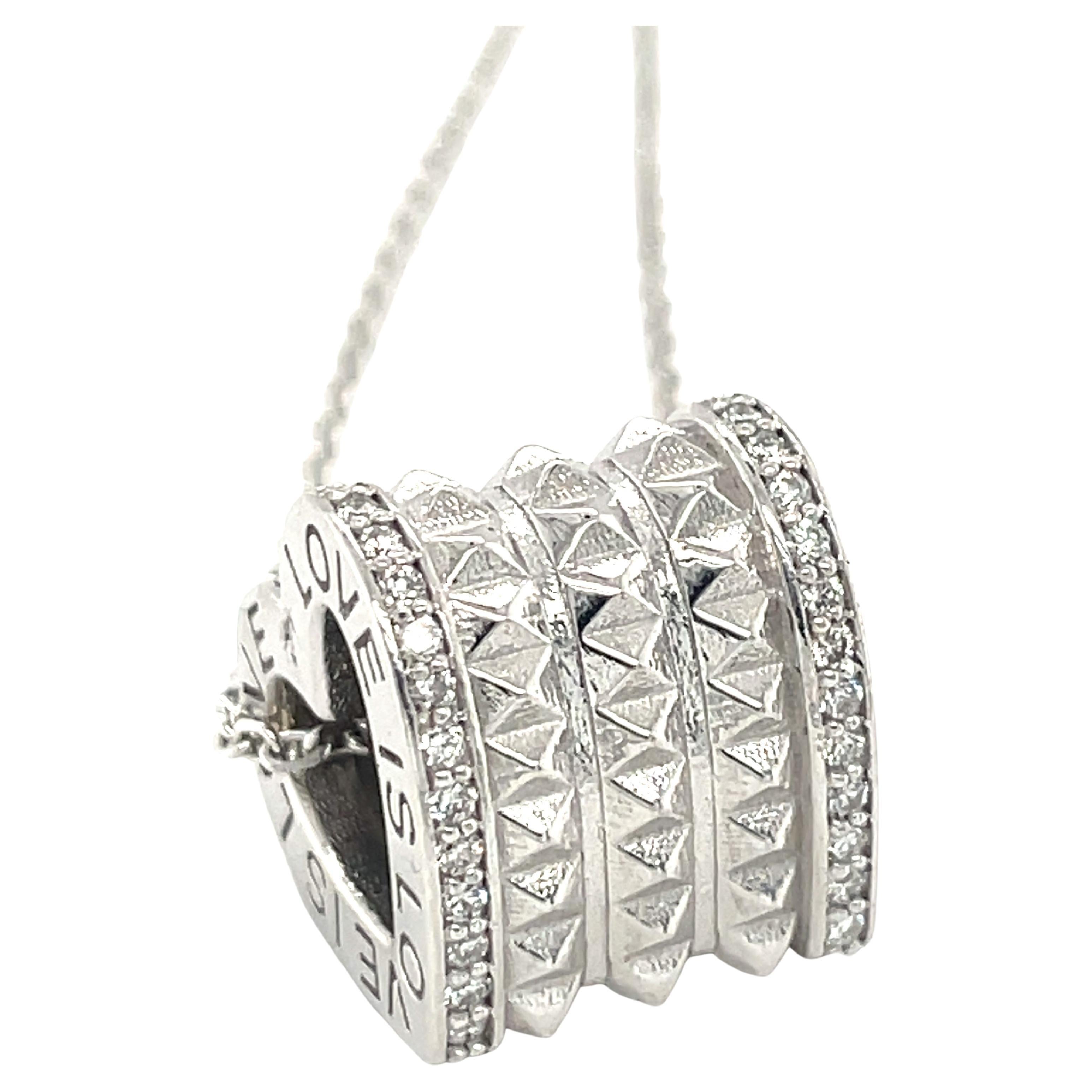 Diamond Gold Journey of Love Pendant For Sale at 1stDibs