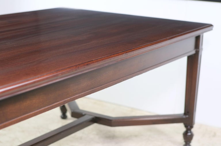 Antique Macy's Federal Style Mahogany Dining Table NYC For Sale at 1stDibs