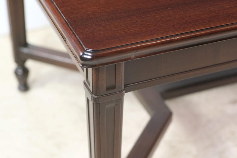 Antique Macy's Federal Style Mahogany Dining Table NYC For Sale at 1stDibs