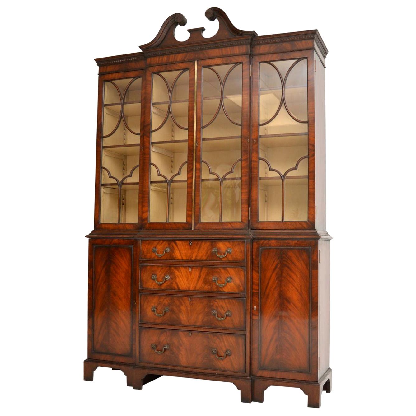 Antique Mahogany Chippendale Style Breakfront Bookcase - For Sale on ...