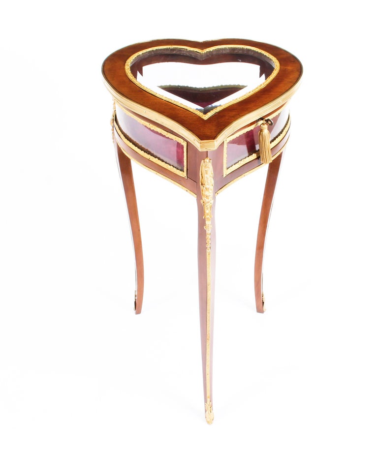 Antique Mahogany Heart Shaped Display Bijouterie Table Louis Revival at ...