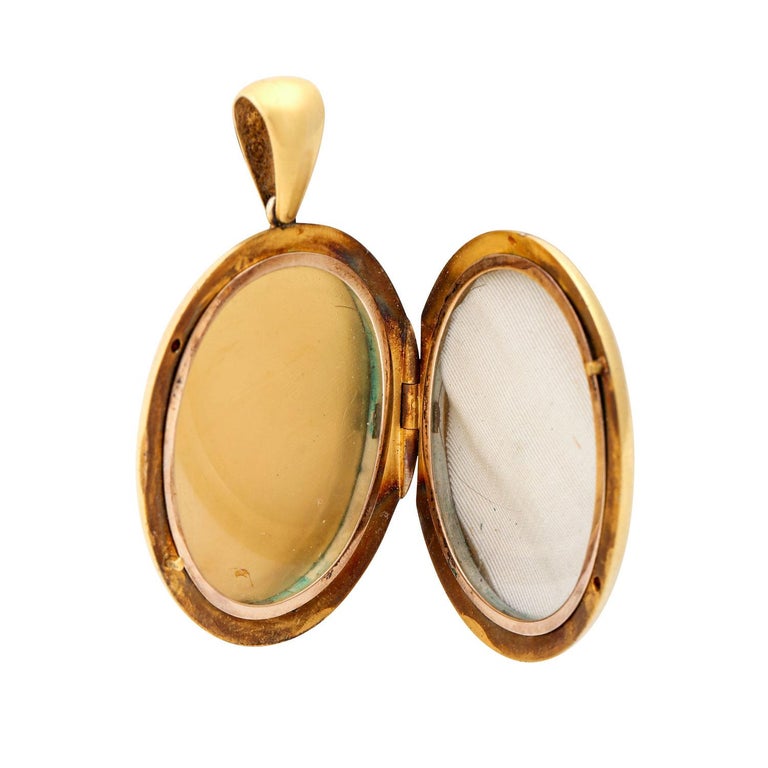 Antique Medallion with For Sale at 1stDibs