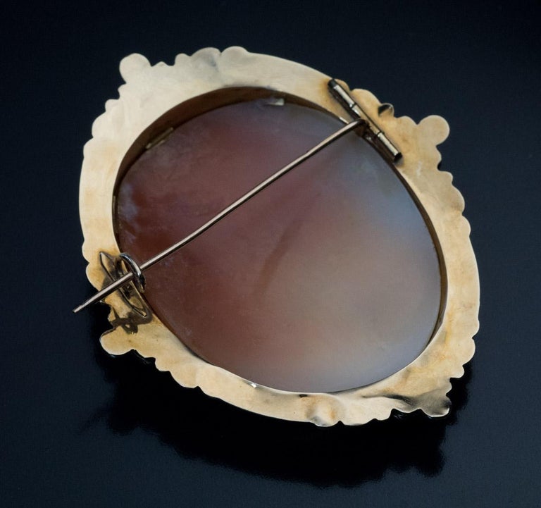 Antique Mid-19th Century French Shell Cameo Gold Brooch at 1stDibs ...