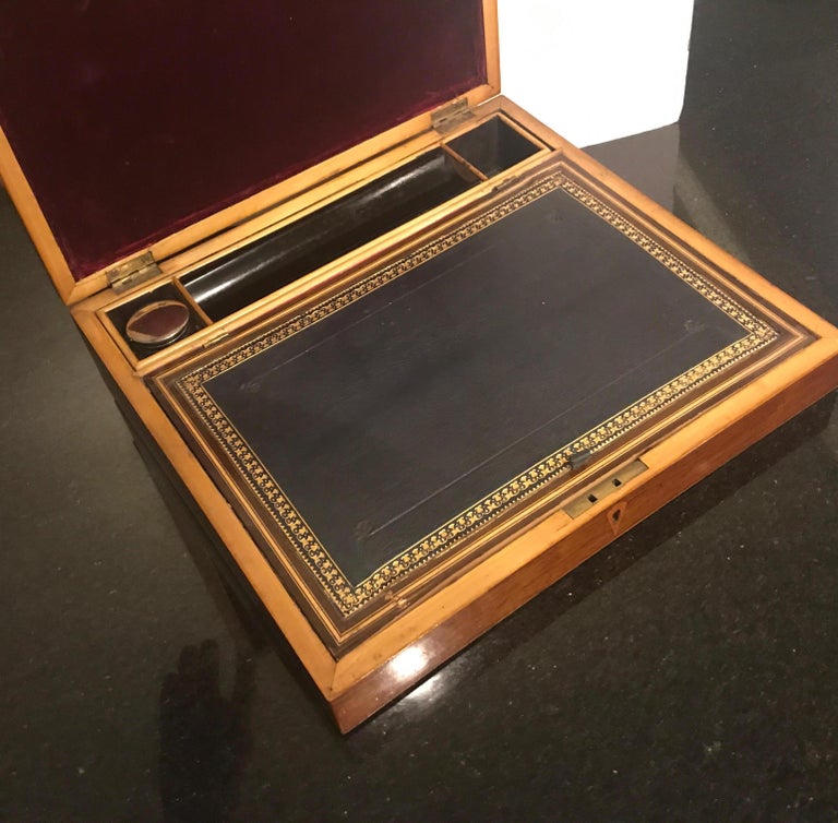 Antique Mid-19th Century Inlaid Desk Box For Sale at 1stDibs