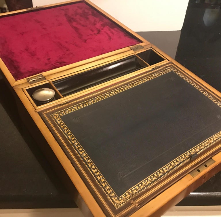 Antique Mid-19th Century Inlaid Desk Box For Sale at 1stDibs