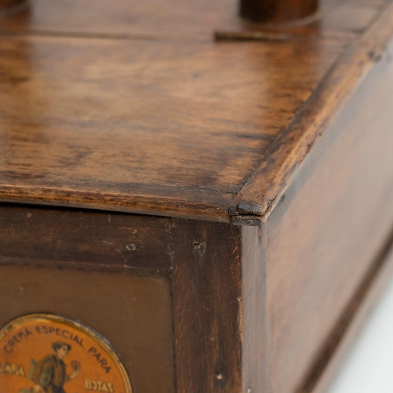 Antique 'Mixon' Cream Spanish Shoe Shiner Box, circa 1930 For Sale at ...