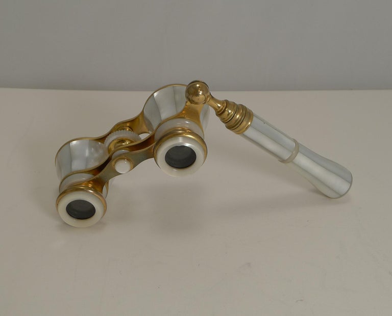 Antique Mother of Pearl Opera Glasses with Lorgnette Handle, circa 1900 ...