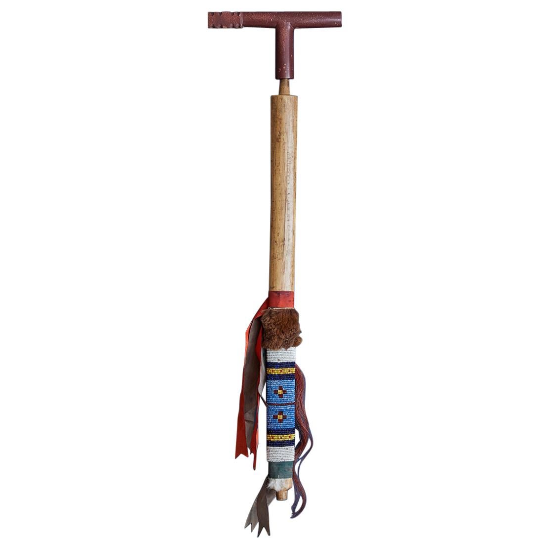 Antique Native American Indian Sioux Beaded Wood and Caitlinite Pipe at ...