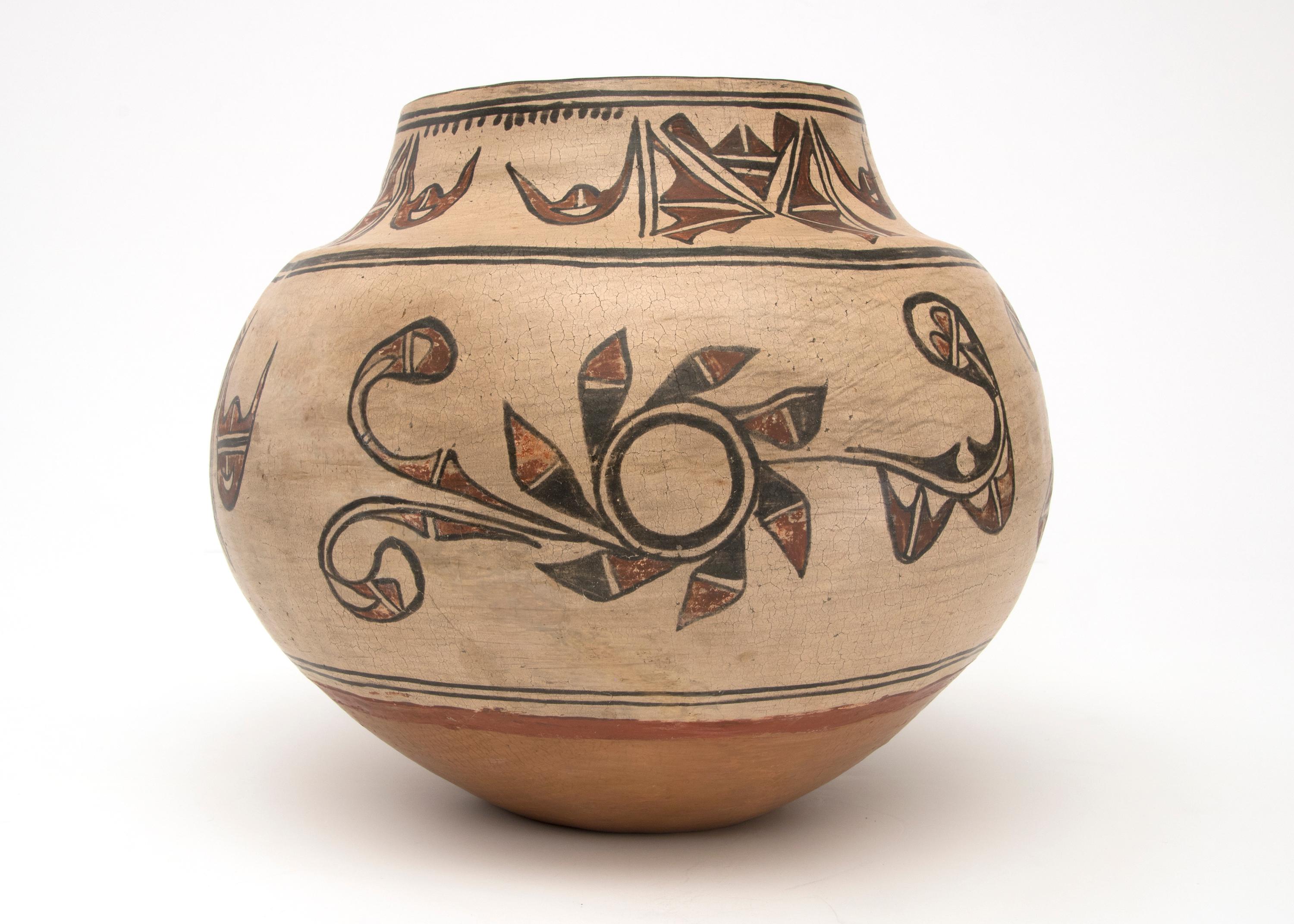 Antique Native American Pottery Jar, San Ildefonso Pueblo, 19th Century ...