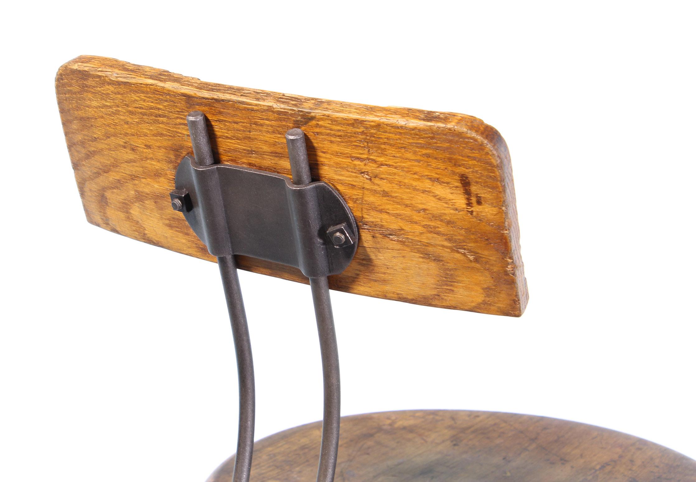 Antique New Britain Machine Co. Connecticut Factory Adjustable Stool ...