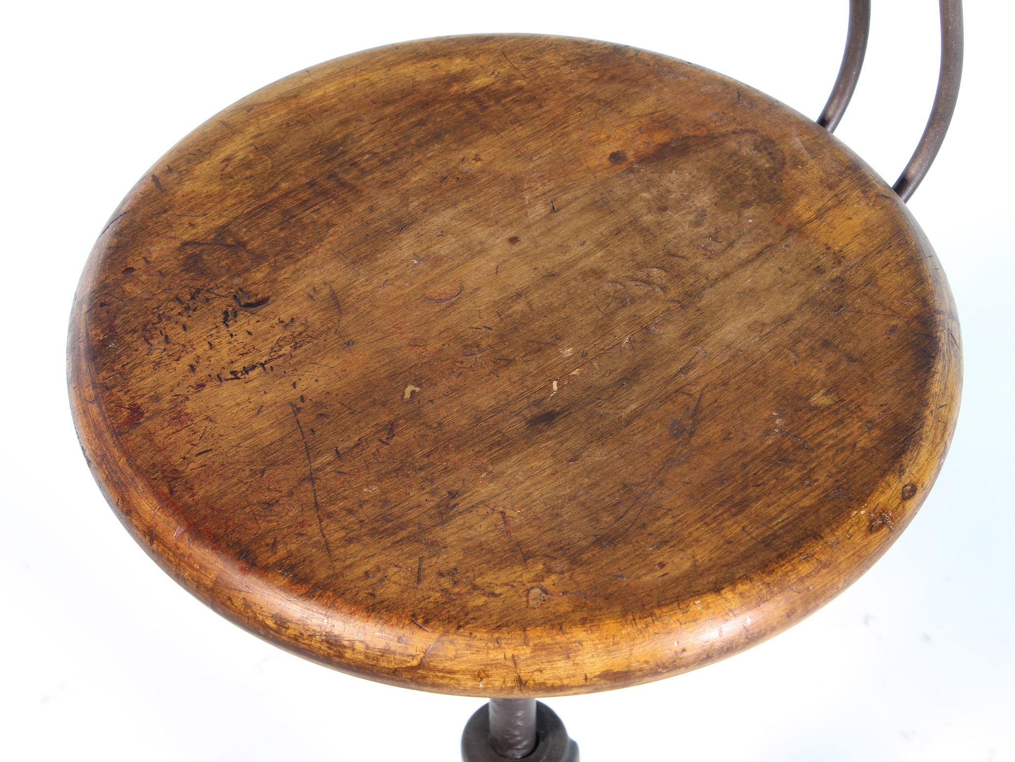 Antique New Britain Machine Co. Connecticut Factory Adjustable Stool ...