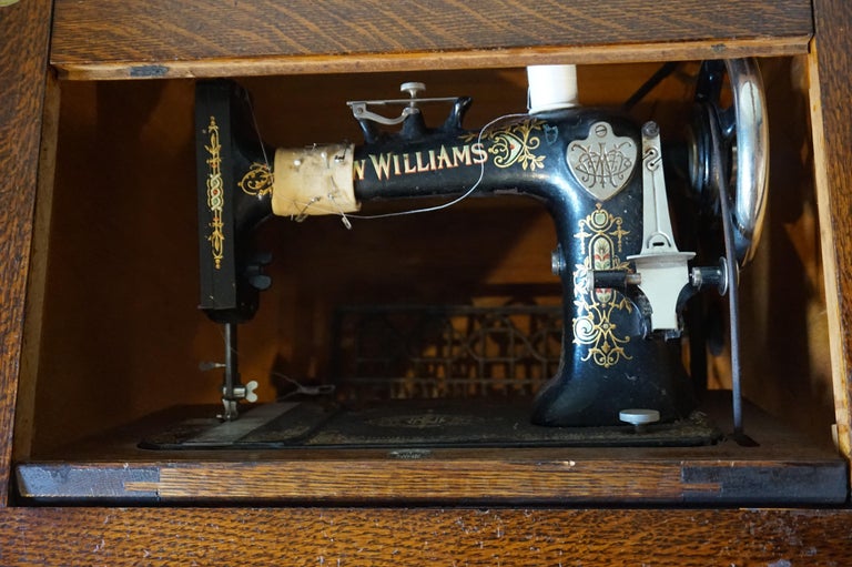 Antique New Williams Arts and Crafts Leather Treadle Belt Sewing ...