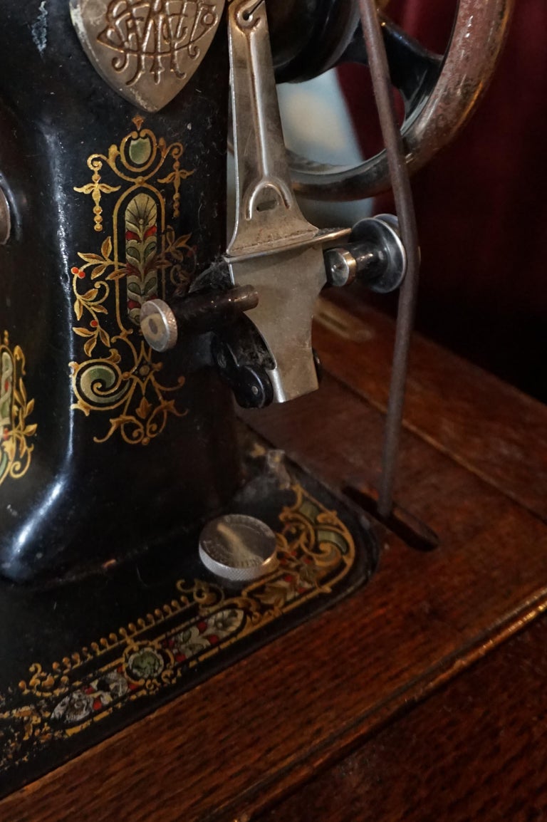 Antique New Williams Arts and Crafts Leather Treadle Belt Sewing ...