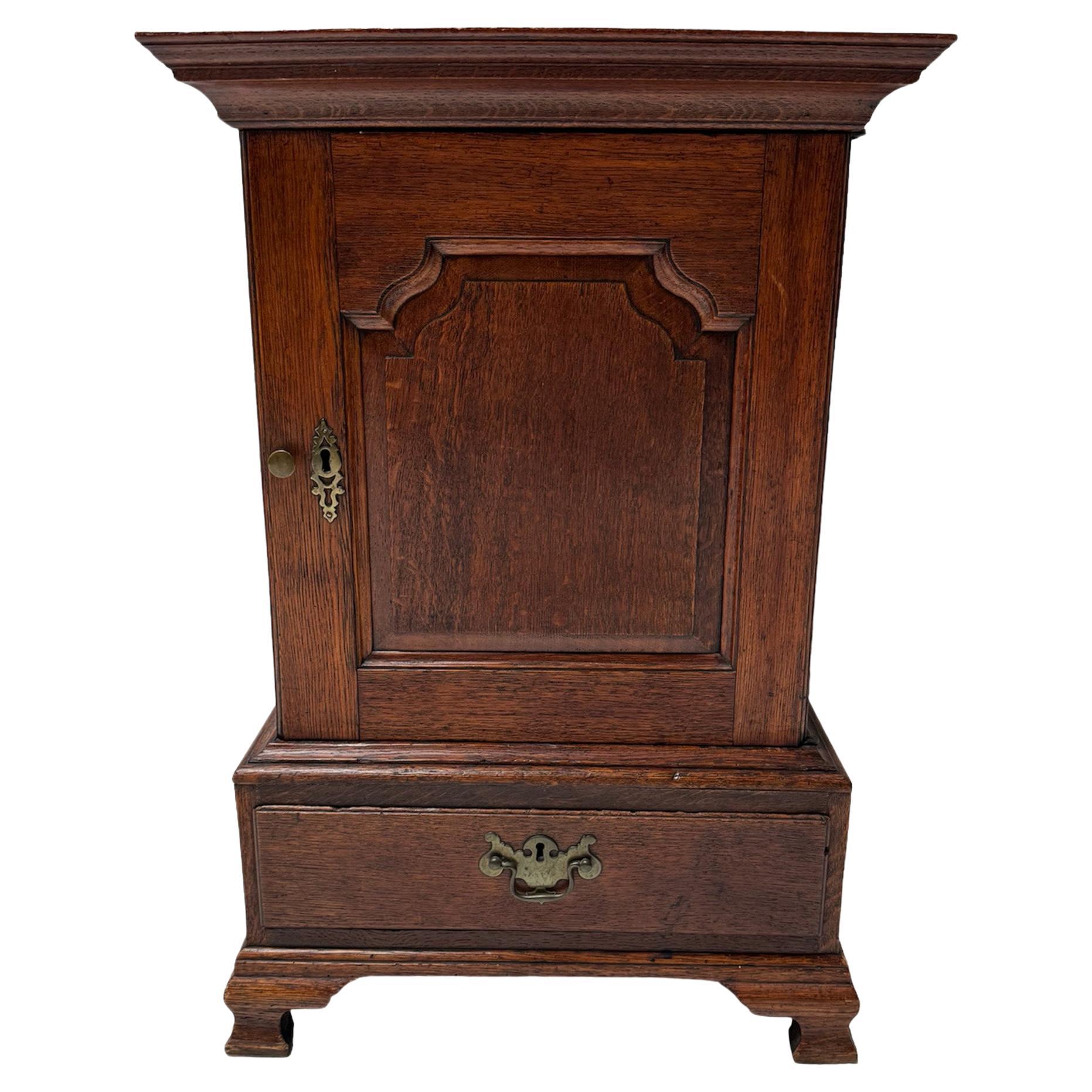 British Cabinets - 1,390 For Sale at 1stDibs