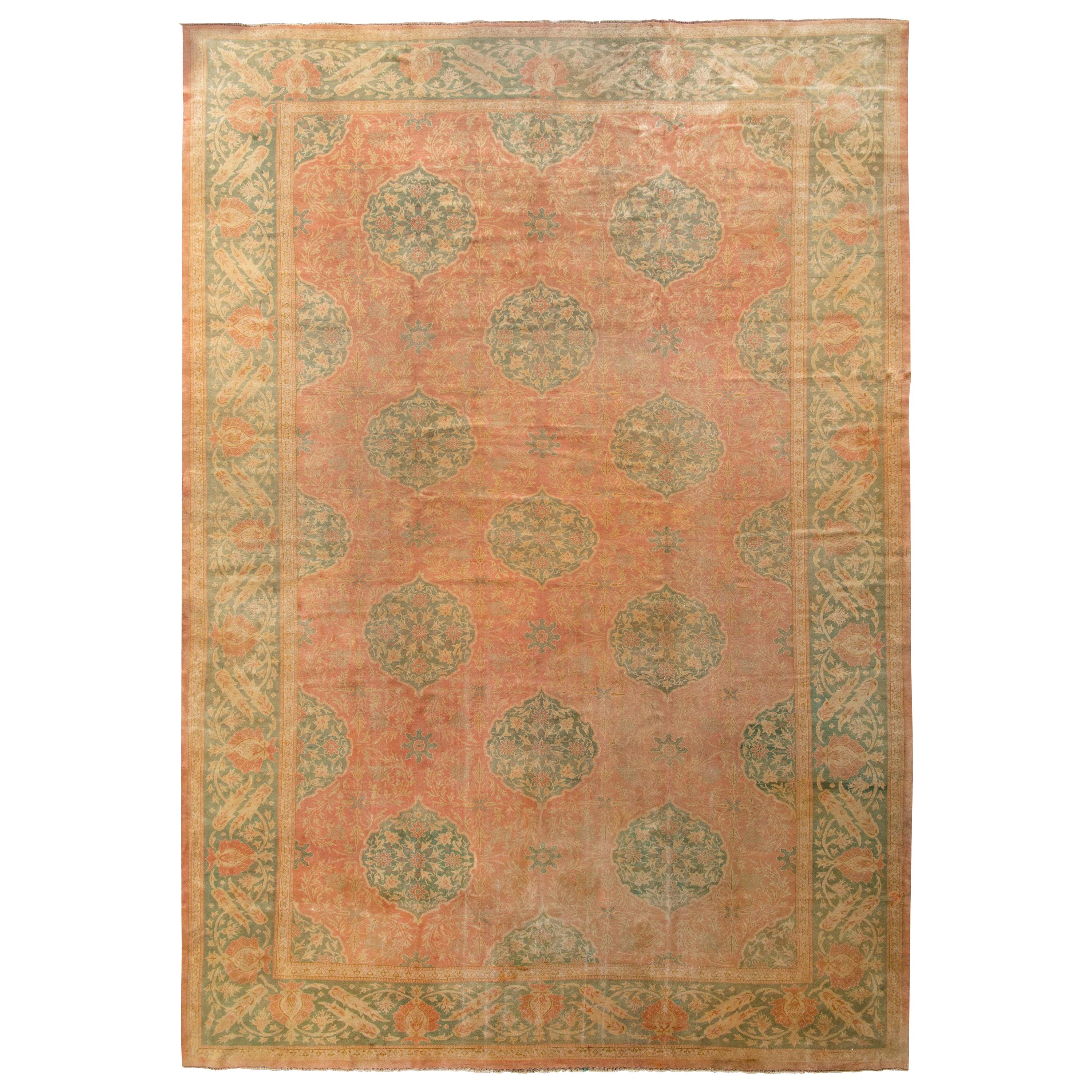 Tapis Kayseri ancien dans un motif floral vert et brun éclatant de Rug ...