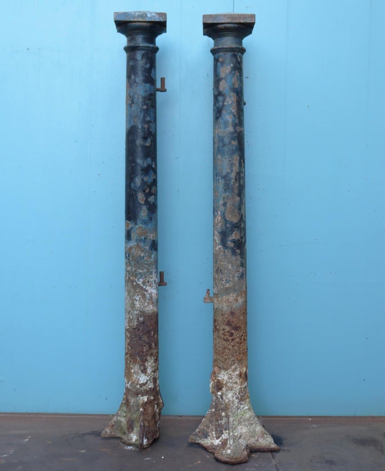 Antique Pair of Reclaimed Iron Gate Posts For Sale at 1stDibs