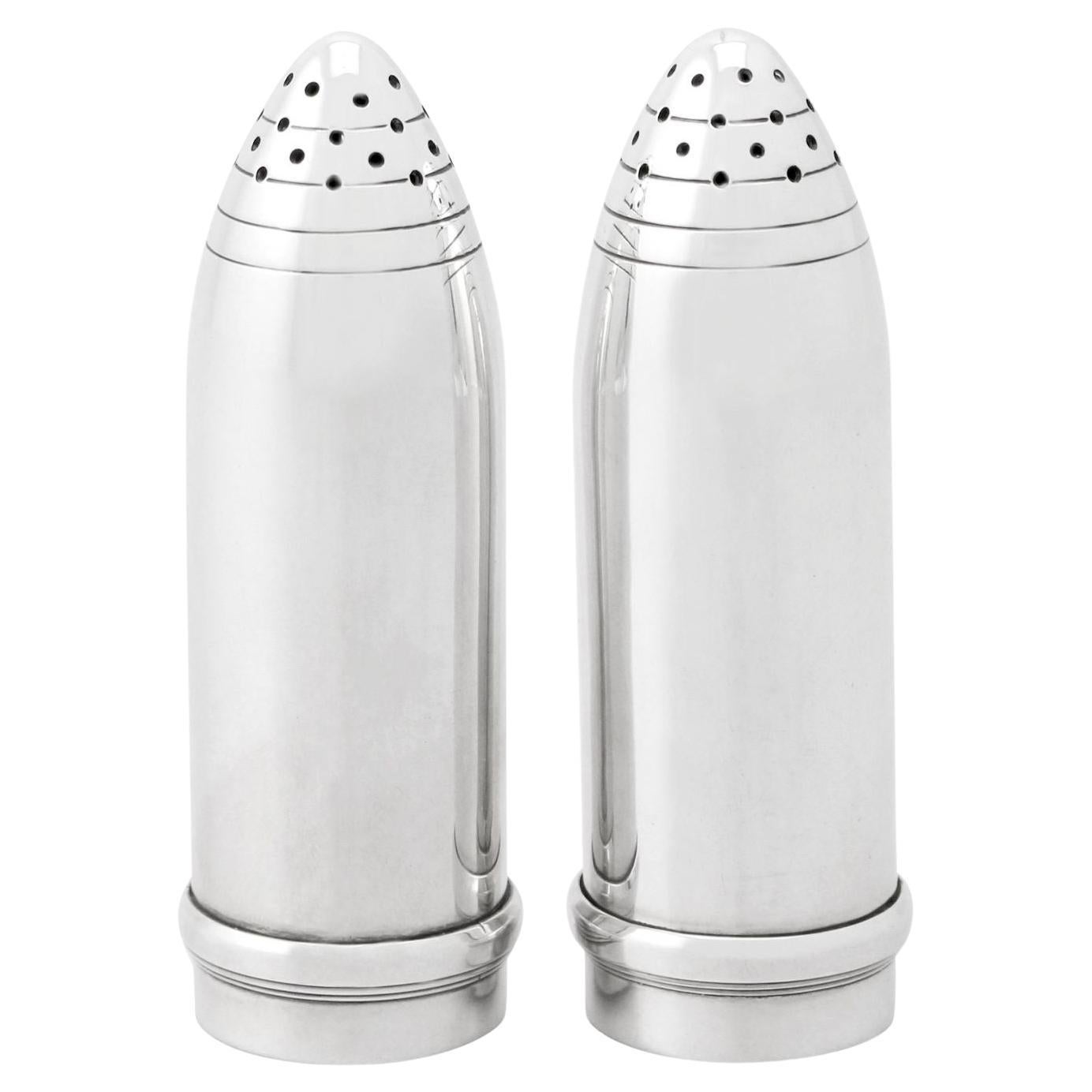 Antique Pair of Scottish Sterling Silver Peppers For Sale at 1stDibs