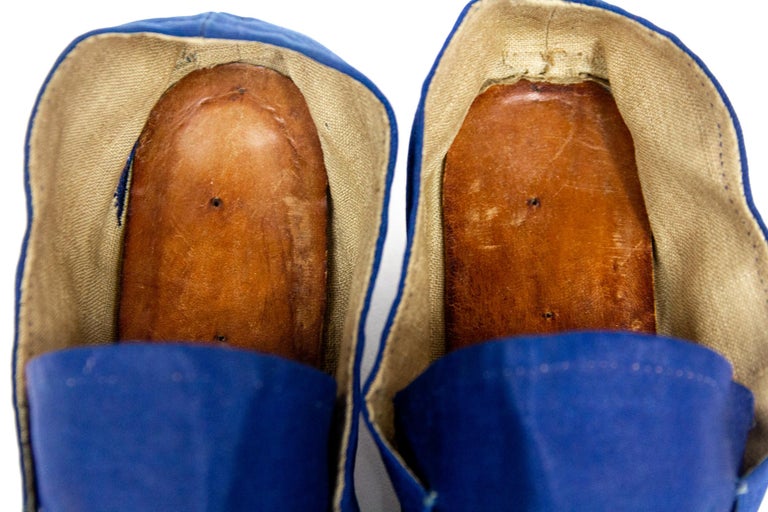 Antique Pair of shoes in glazed wool twill Bleu de France - Louis XVI ...