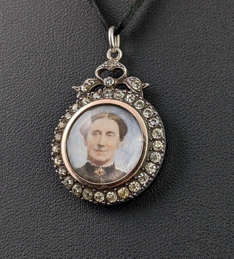 Antique paste locket pendant, portrait, 900 silver, Art Nouveau at 1stDibs