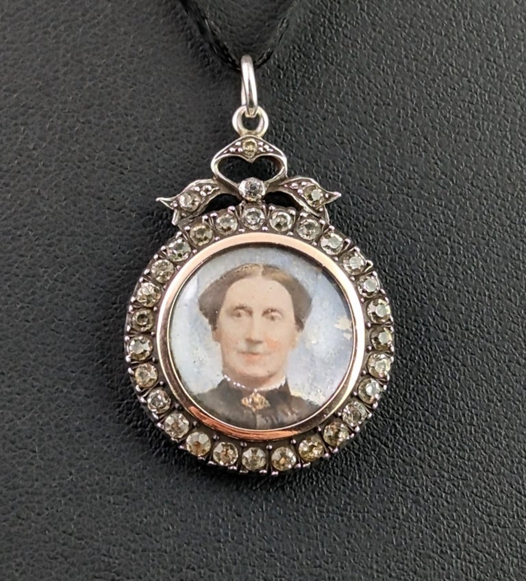 Antique paste locket pendant, portrait, 900 silver, Art Nouveau at 1stDibs