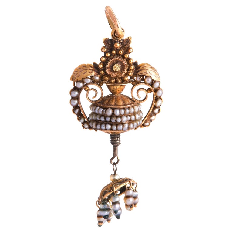 Antique Pearl Pendant For Sale at 1stDibs