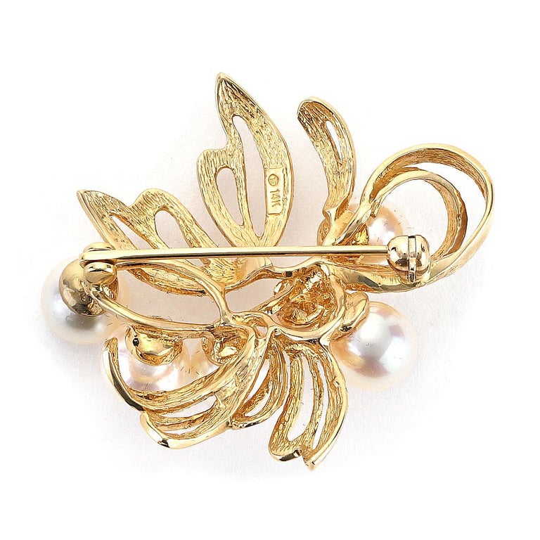 Antique Pearl Pin in 14K Yellow Gold For Sale at 1stDibs