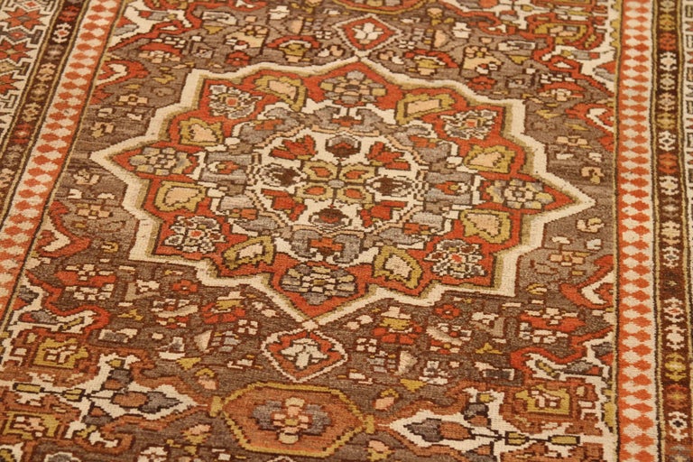 Antique Persian Rug Bakhtiari Design with Ornate Floral Patterns, circa ...