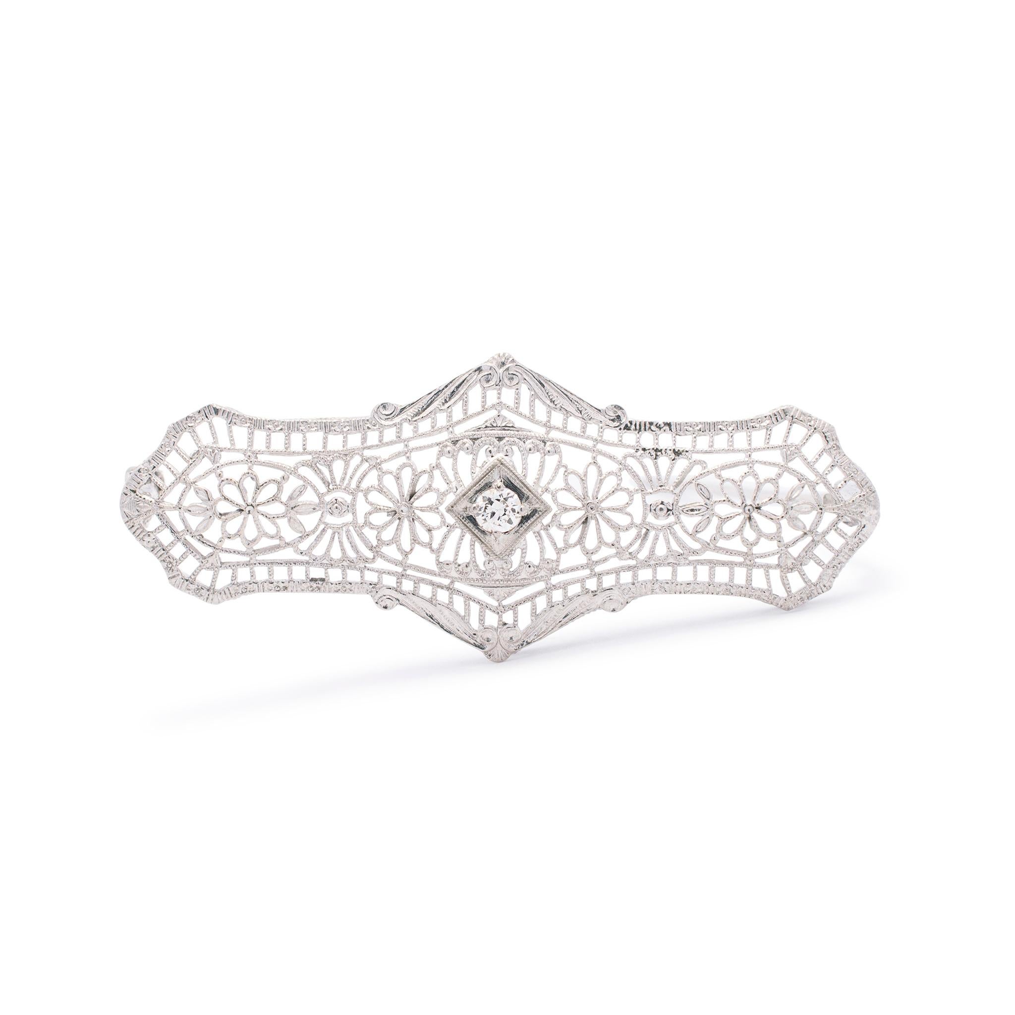 Antique Platinum Diamond Pin For Sale at 1stDibs