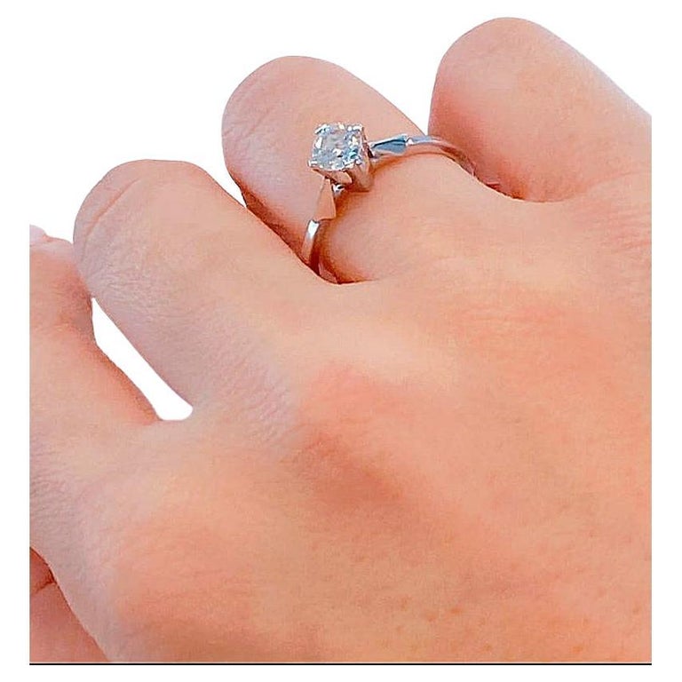 Antique 18k Diamond Solitare Ring For Sale at 1stDibs