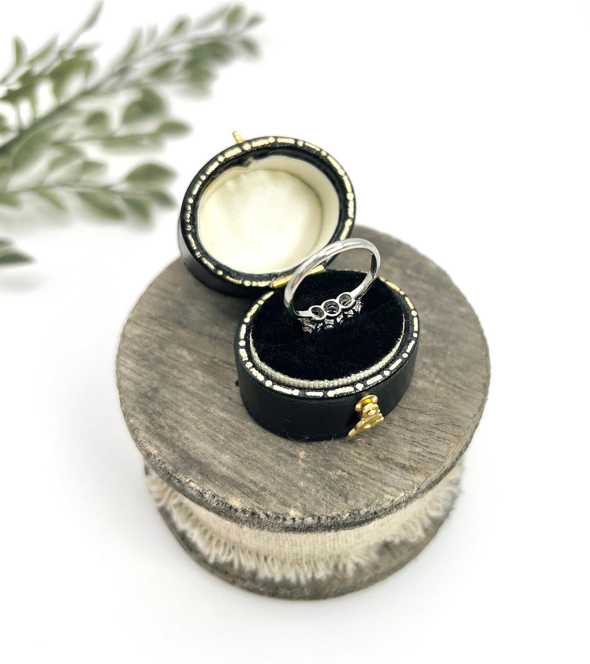 Antique Platinum Stamped, 1920s Diamond Three Stone Ring For Sale at ...