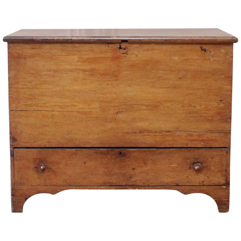 Antique Primitive Blanket Chest or Commode For Sale at 1stDibs