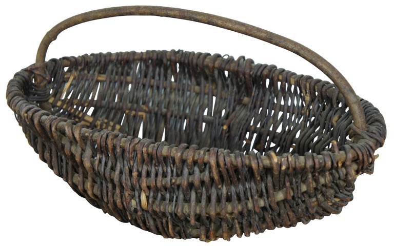 Antique Primitive Handwoven Scalloped Willow Reed Gathering Basket ...